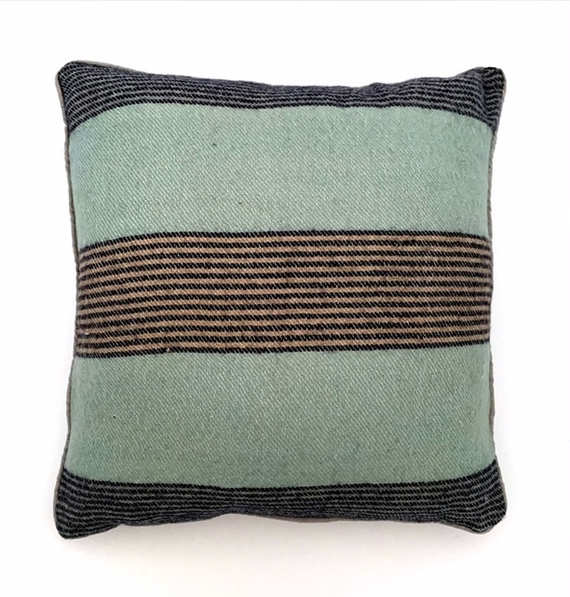 Bunyaad Hand-knotted Rugs \ Rug Details