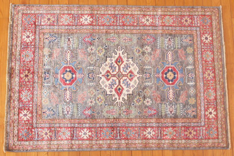 Bunyaad Hand-knotted Rugs \ Rug Details
